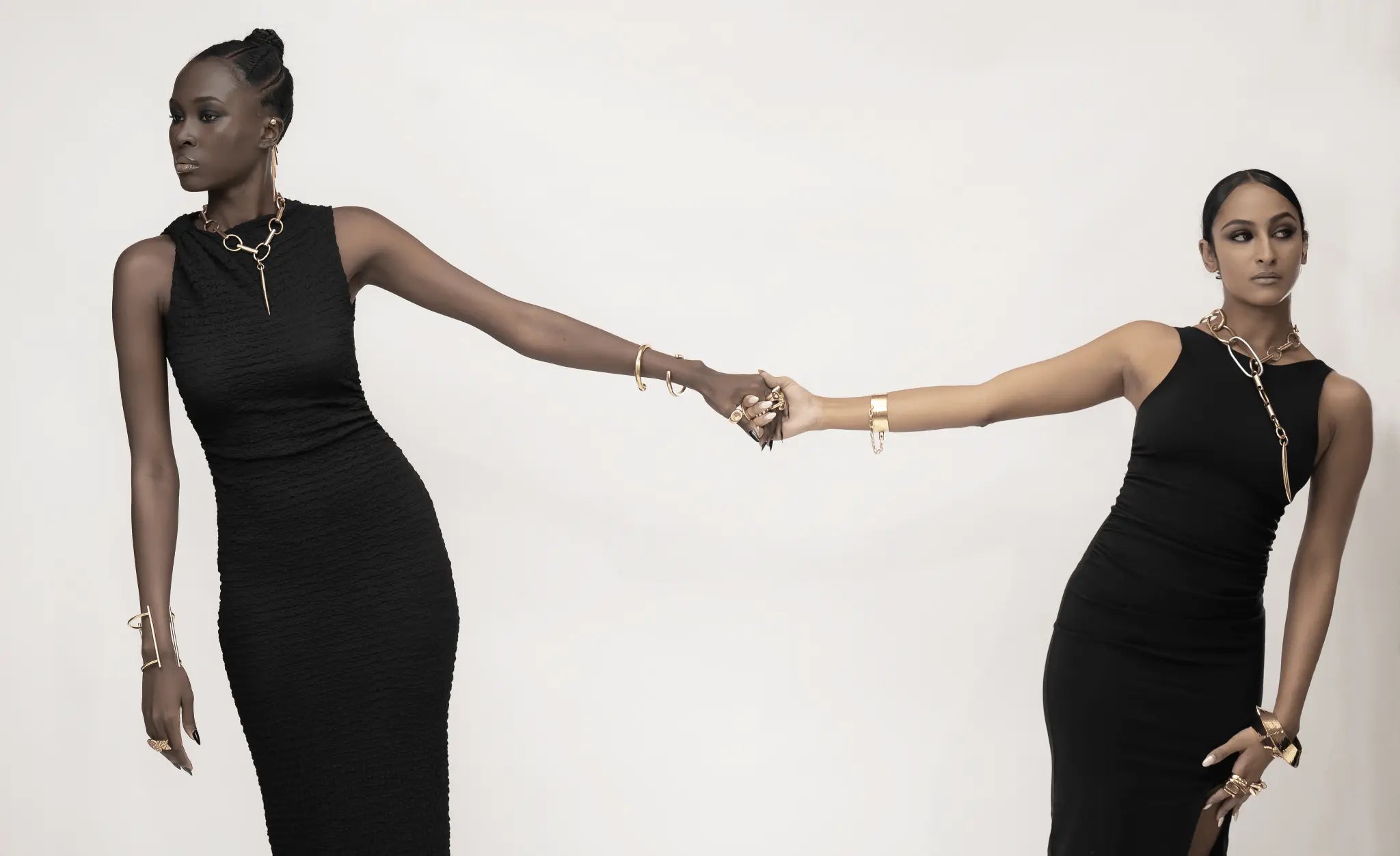 Jewelry as a Statement of Strength: The Women Who Lead and Shine - – Adele Dejak