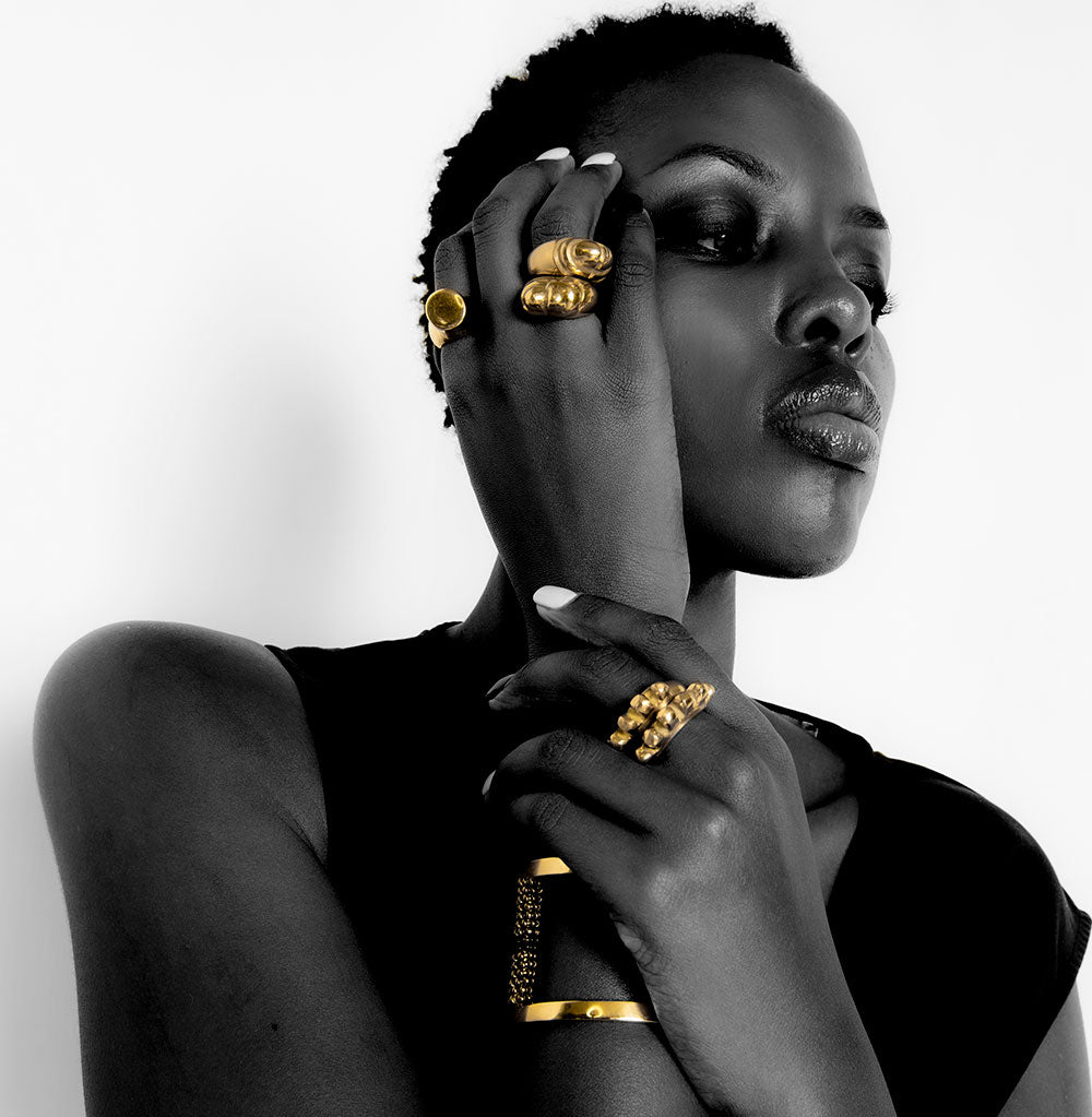 Zeke Ring – Adele Dejak